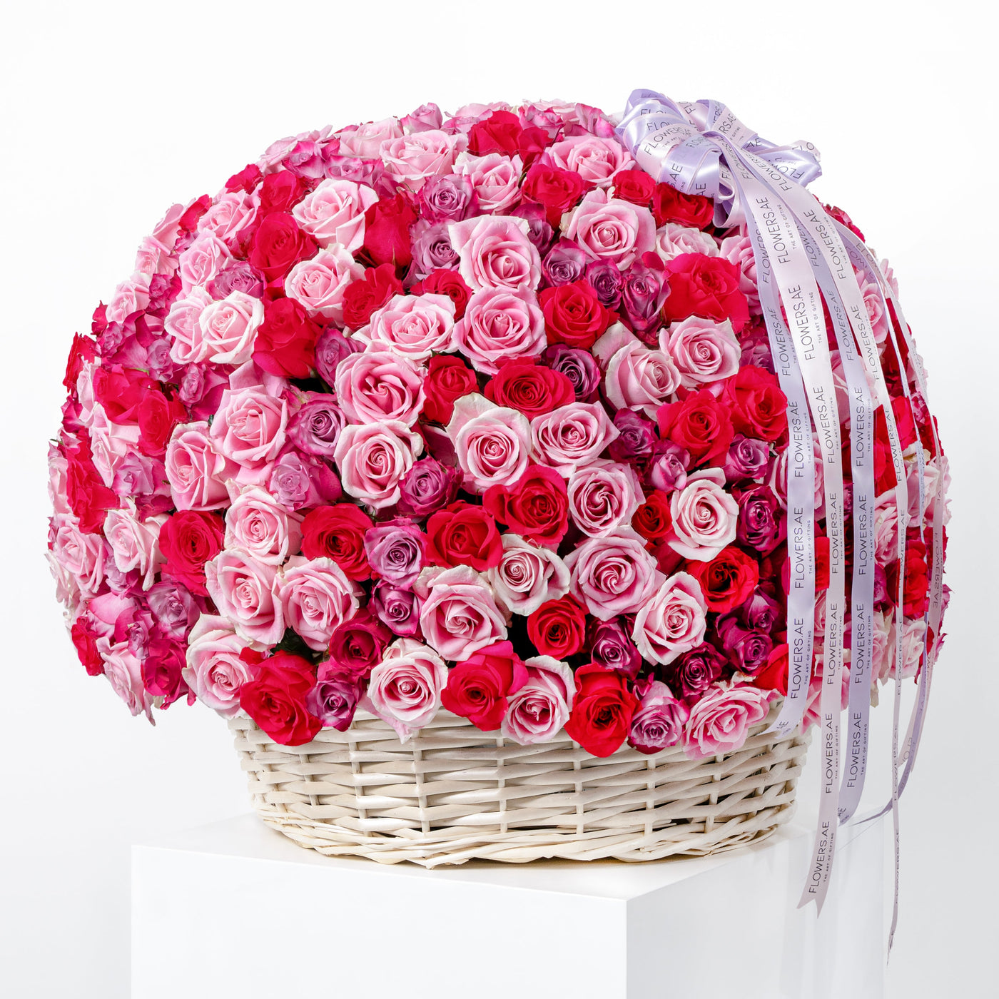 Roses Delivered Same-Day in Dubai - Flowers.ae