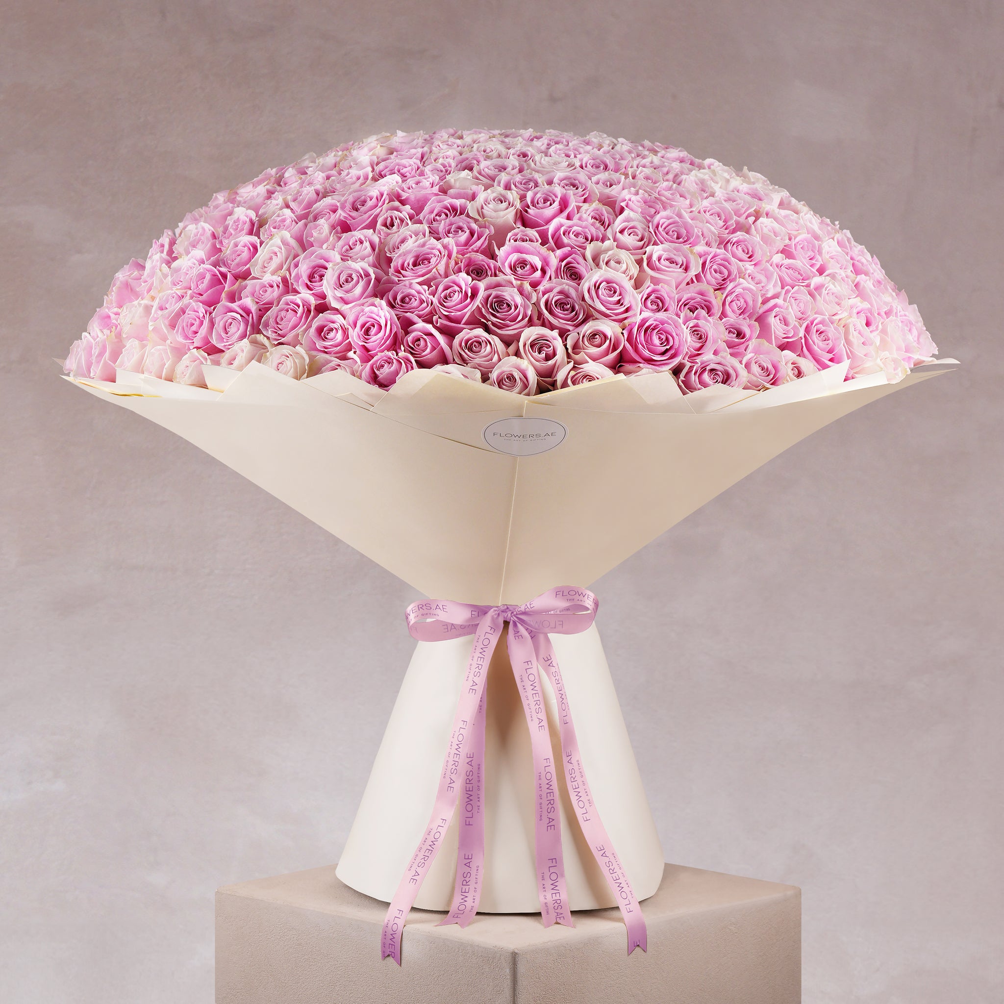 365 Pink Roses | Free Same-Day Delivery to all Emirates - Flowers.ae